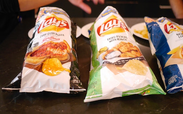 Deep-dish pizza potato chips? We tried all 8 new Lay’s Tastes of ...